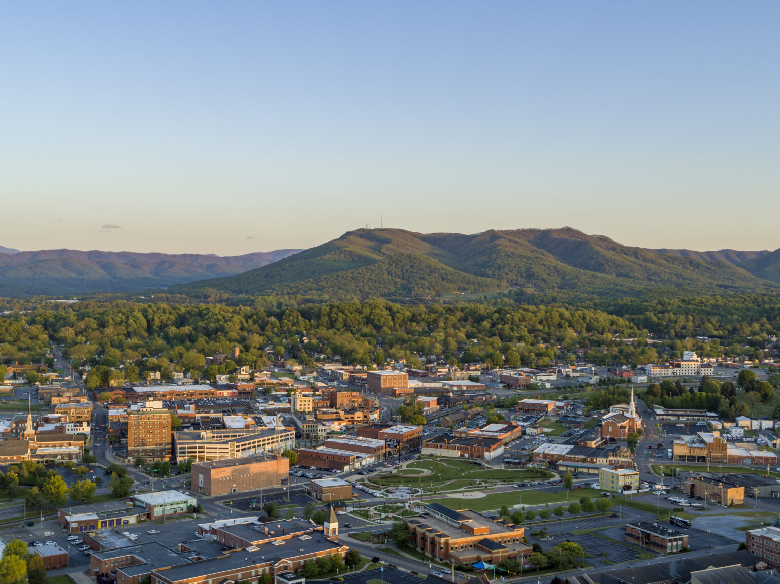 Top of the Roan – The Southern Dozen